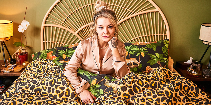 Rosie Molloy Gives Up Everything - Air Edel - Music Supervision